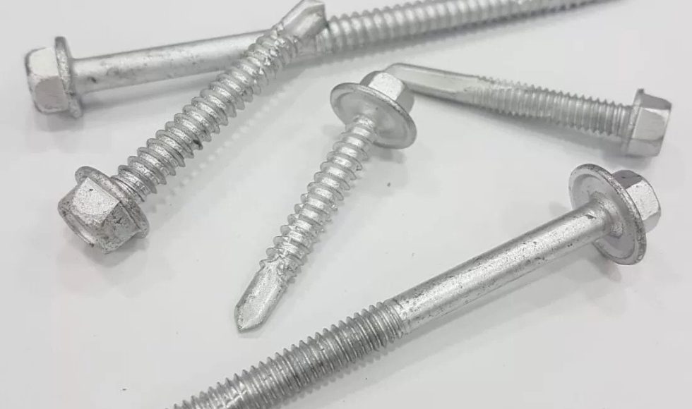Screw Bi-Metal: Keunggulan Self-Drilling Screw