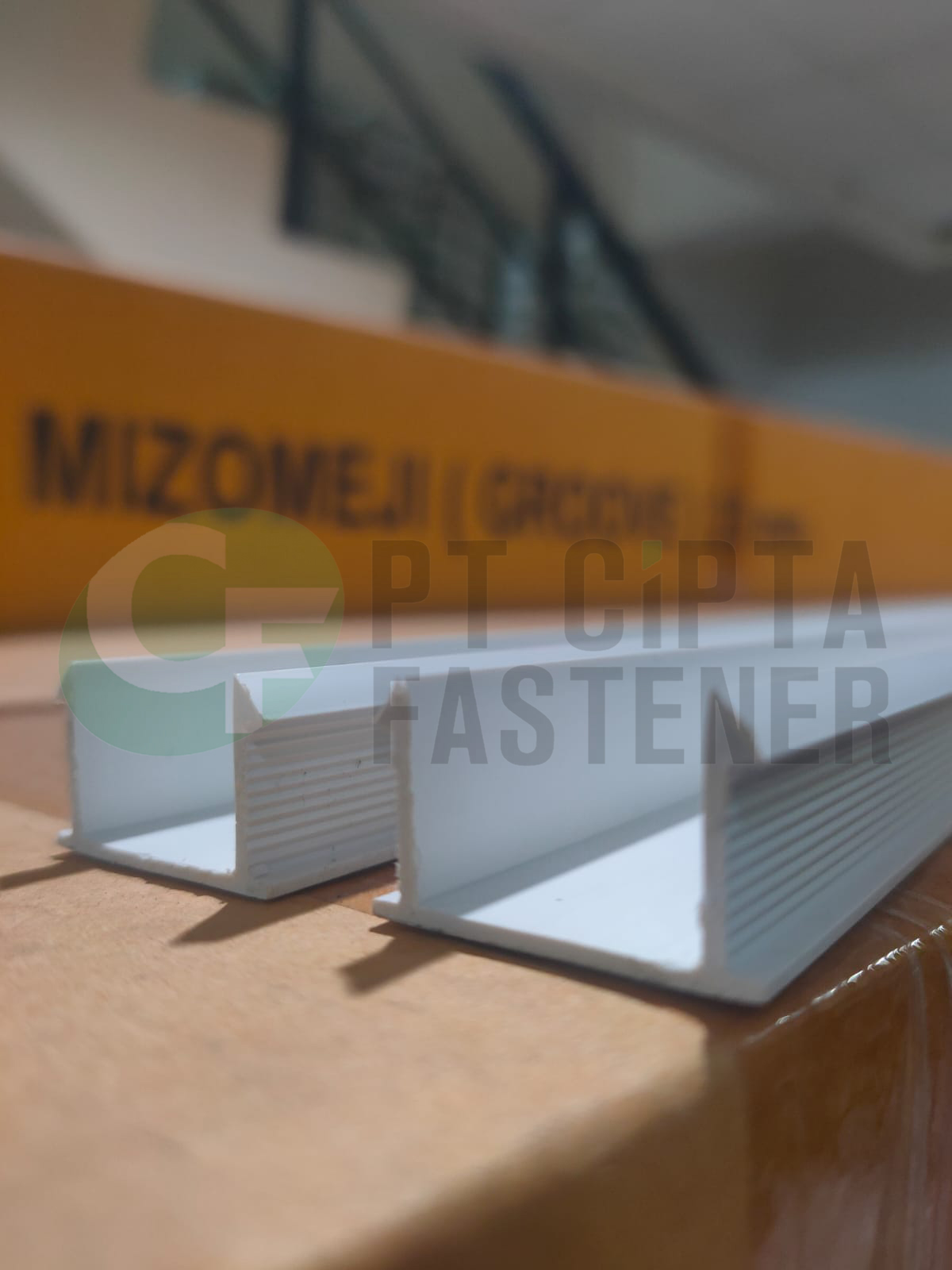 Jual Tali Air Dinding PVC Berkualitas dengan Harga Terjangkau